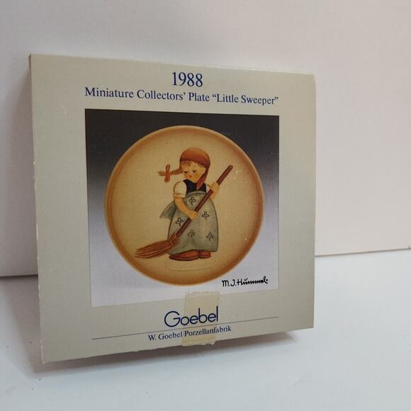 Goebel | Accents | Vintage Mi Hummel Goebel Miniature Collectors Plate Little Sweeper 988 Mib ...